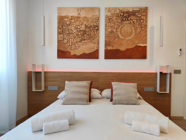 Galleria Roma Art Guesthouse - Oristano