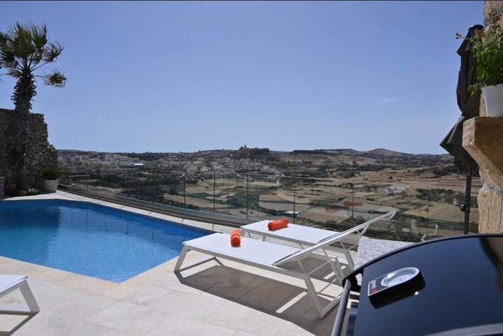 Ta' Nikola Farmhouse, Xaghra - Malta
