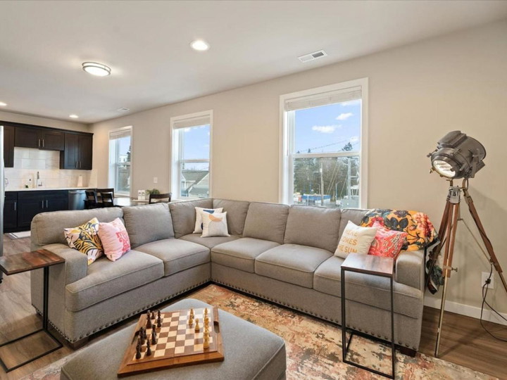 The Nook - Art-filled 3br Tacoma - Nearwright Park & Free Parking - Tacoma, WA