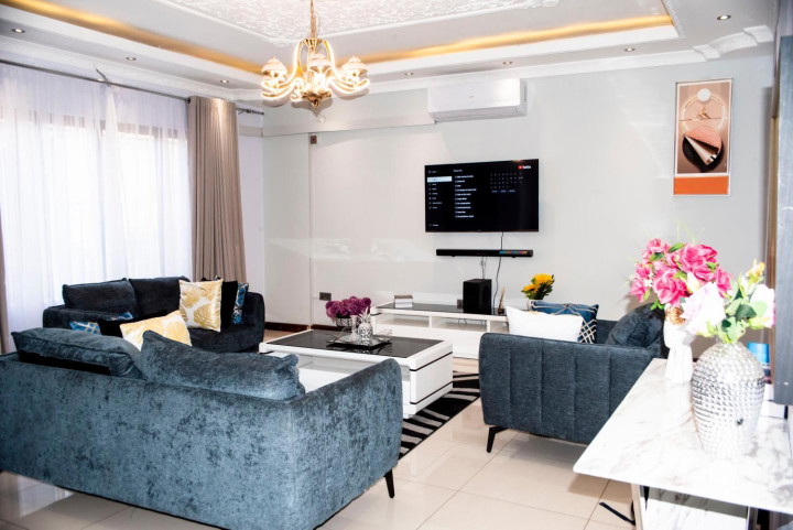 Lusaka Luxe - Your Private Oasis Awaits In The Heart Of Zambia - Lusaka