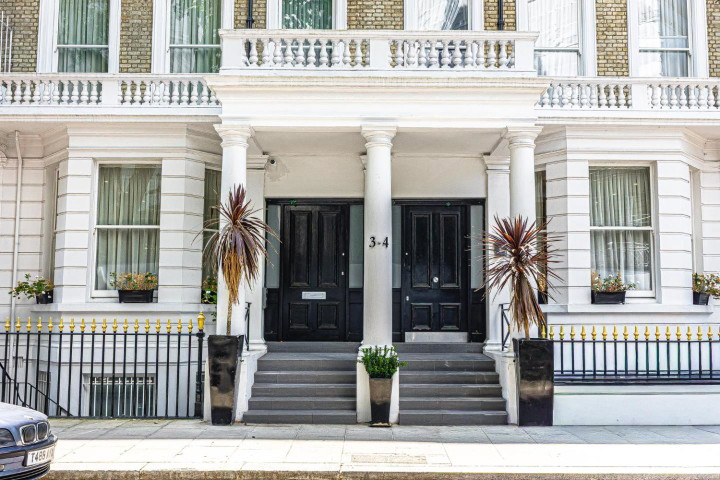 Gloucester Road Apartments By Dmontrio - Chelsea