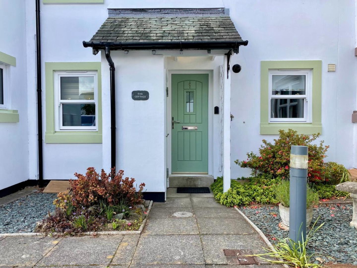 8 Howrahs Court, Keswick - Keswick