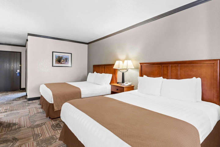 Best Western Apache Junction Inn - Gold Canyon, AZ