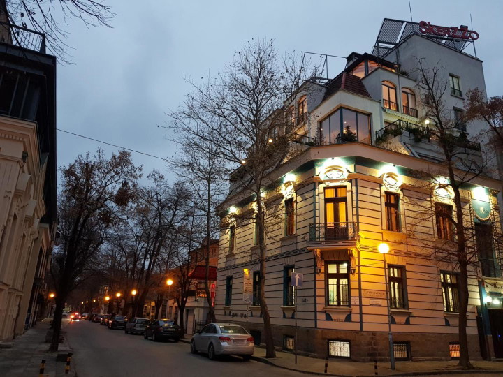 СКЕРЦО Skerzzo Guest House - Plovdiv