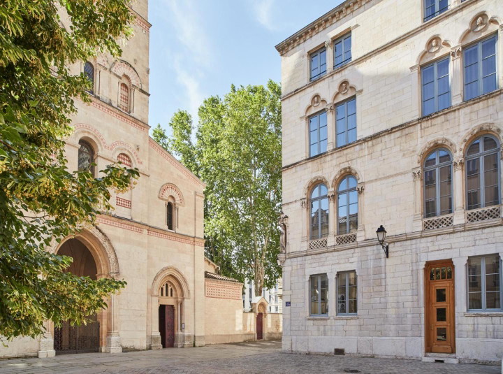 Hôtel De L'abbaye Lyon - Boutique Hôtel - Francheville