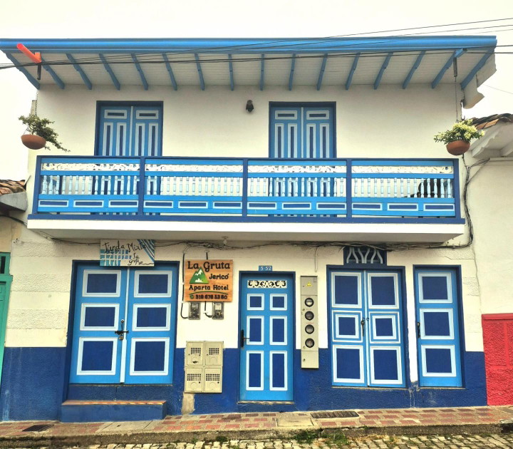 Apartahotel La Gruta - Colombia