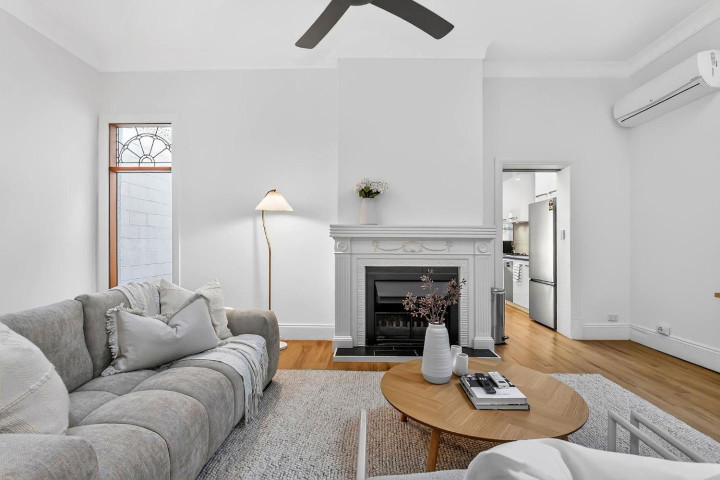 Heritage Stone Cottage, East End, Study, Mezzanine - Adelaide