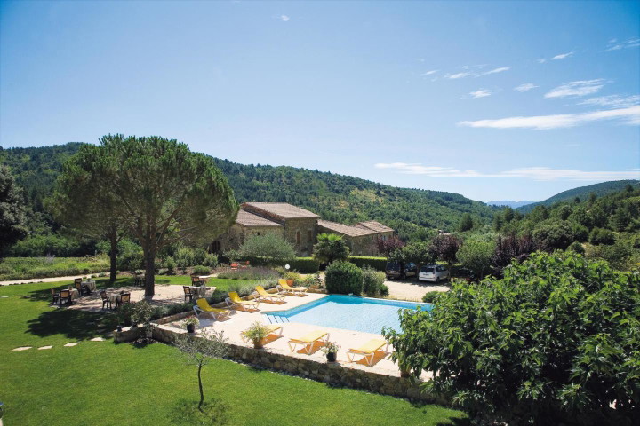 Logis Hôtel Restaurant Le Chêne Vert - Rhône-Alpes