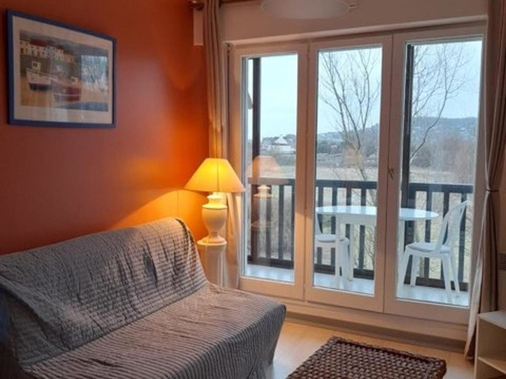 Appartement Rénové 2 Pièces Avec Loggia Vue Mer Et Parking à Villers-sur-mer - Blonville-sur-Mer
