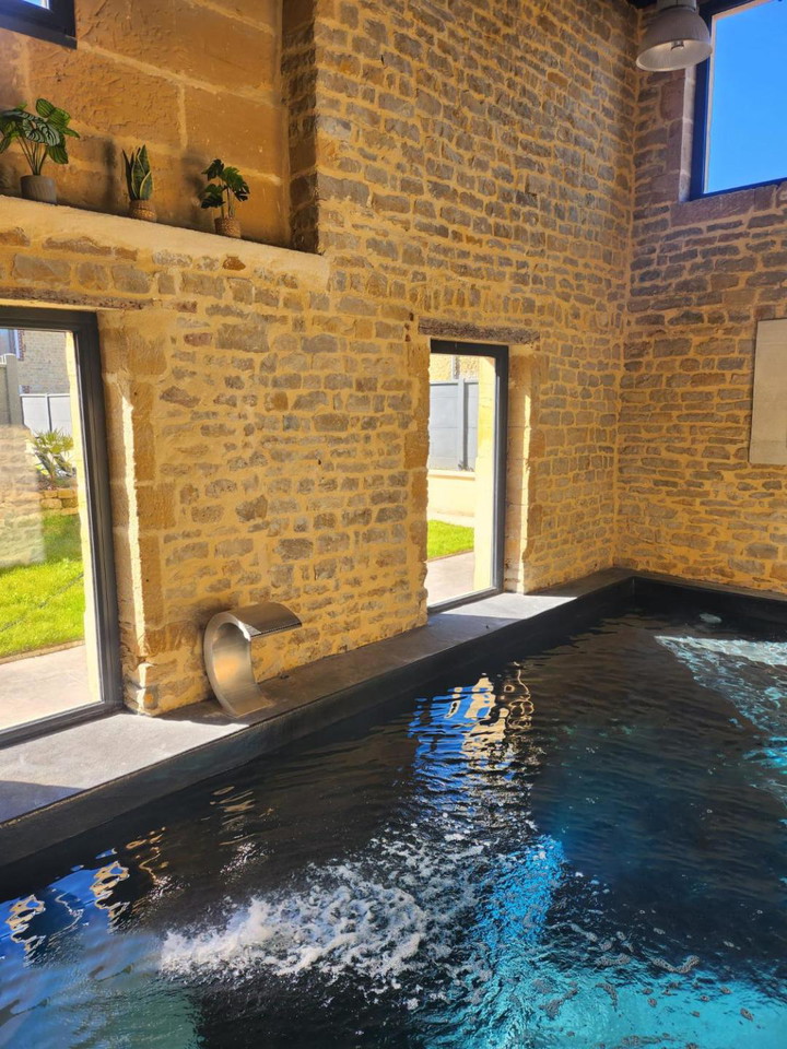 L'atypique - Piscine Chauffée - Maison En Pierre - Espaces Insolites - Sedan