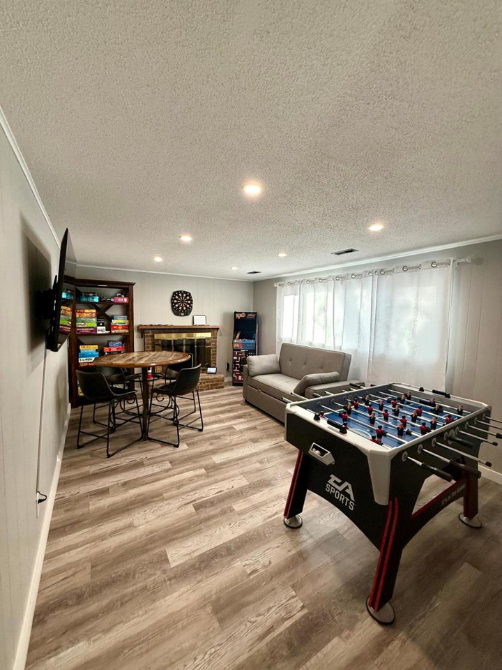 4 Bedrooms And 5 Beds With Game Room Only 5 Min Drive To College And Perfect For Family's - Boulder, CO