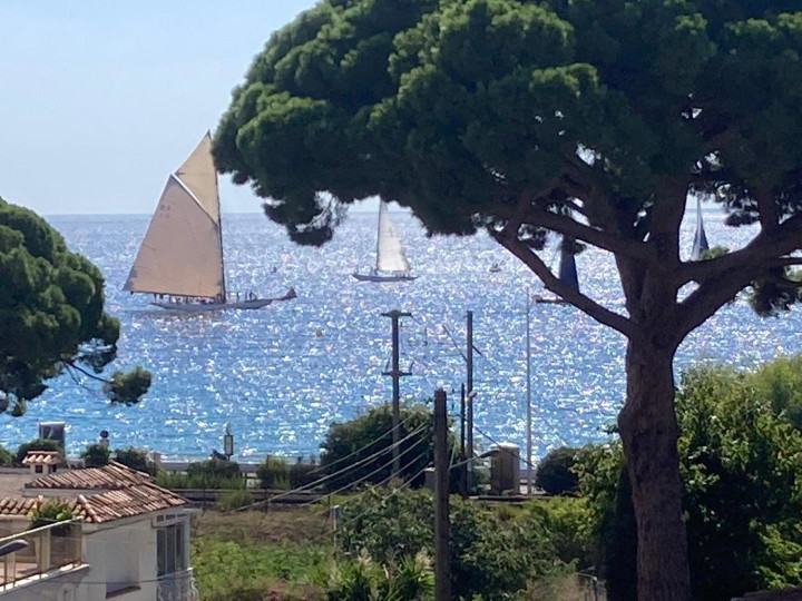Cannes Sea View ,Beach Access, Private Room, En-suite & Balcony, Top-rated - Cannes