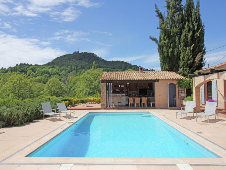 Villa In Salernes With Private Pool & Garden - Verdonschlucht
