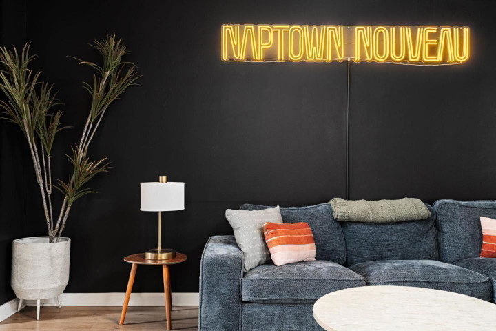 Indy Getaway - Near Downtown Indy - Sleeps 10! - Indianapolis, IN