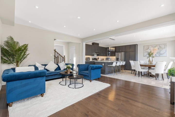 Executive 5br-4bath Detached Bramp/miss Border - Caledon