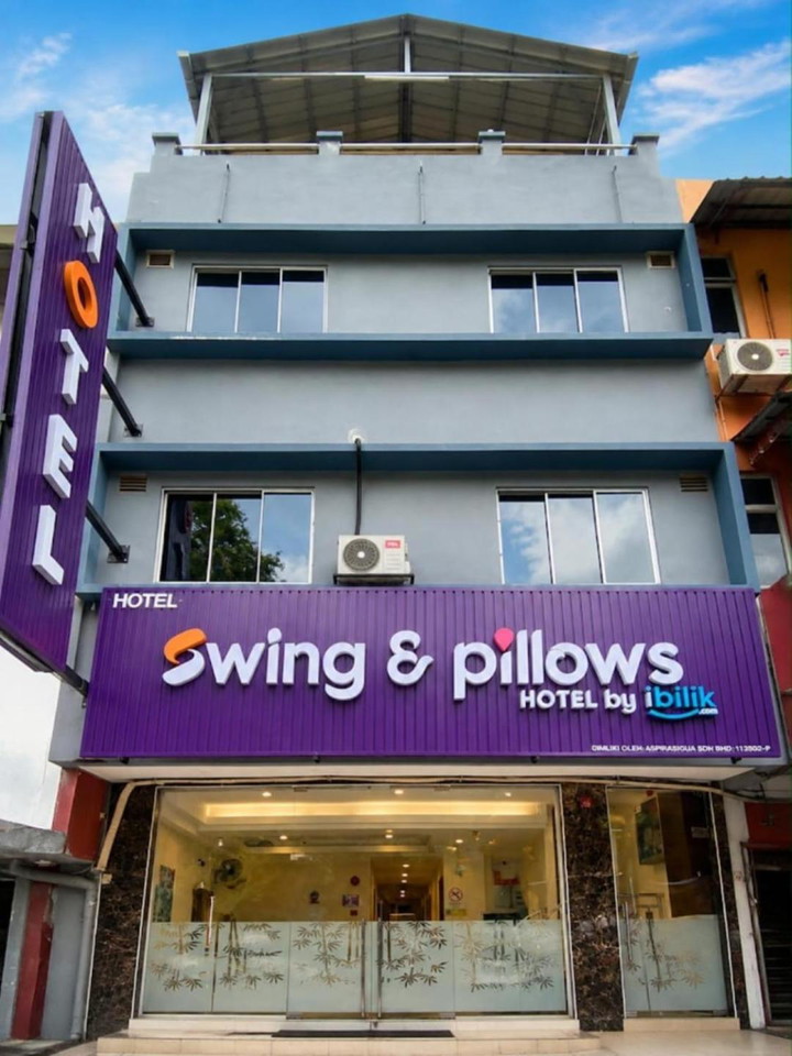 Swing & Pillows - City Top Hotel Cheras, Kuala Lumpur - Kajang