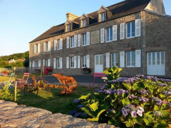 La Roche Du Marais - Urville-Nacqueville