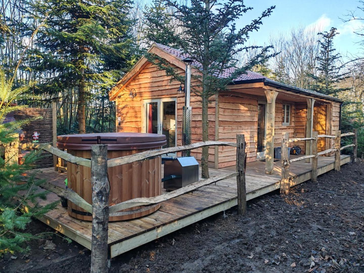 Hayne Barn Estate 6 Luxury Lodges With Private Hot-tubs And 1 Studio Without Hot-tub - Dymchurch