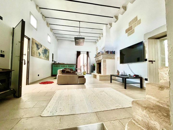 Lu Chiapparu - Vacanza Low Cost - Copertino