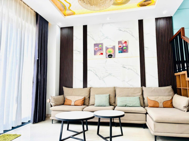 Sunrise Homestay With 4 Bedrooms - Da Nang, Province, Vietnam
