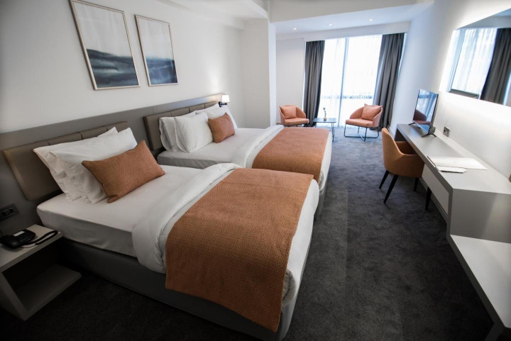 Dovv Hotel Busıness - Konak
