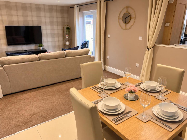 Sunderland City Centre Modern 2 Bed Cottage - Sunderland