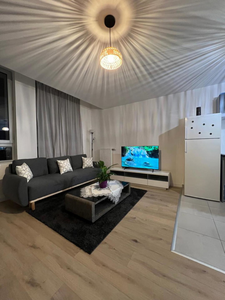 Chambre Dans Appartement - Essonne