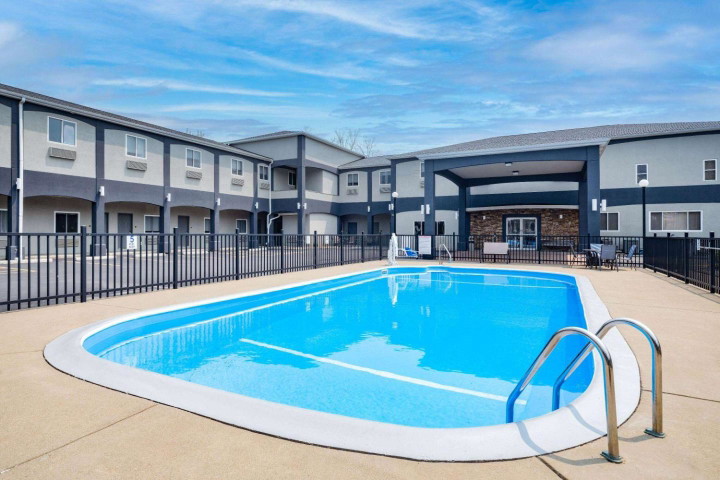 Days Inn & Suites By Wyndham Niagara Falls/buffalo - State of New York