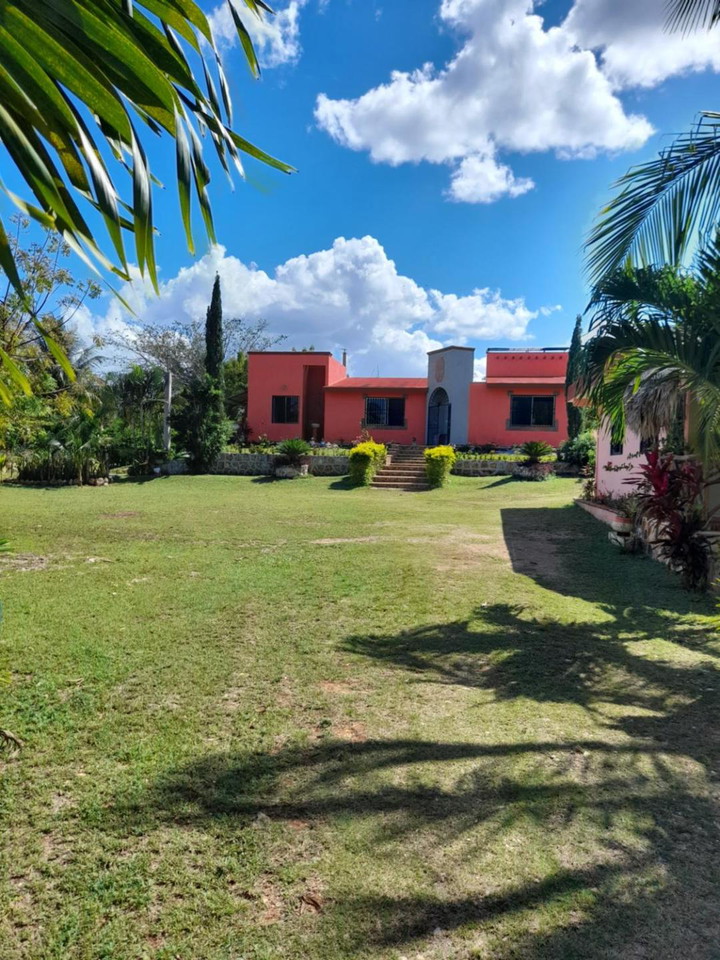 Villa Lirios - Valladolid