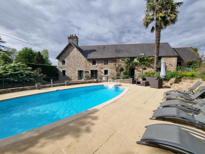 Au Mont De La Quintine # Piscine & Jacuzzi # - Manche