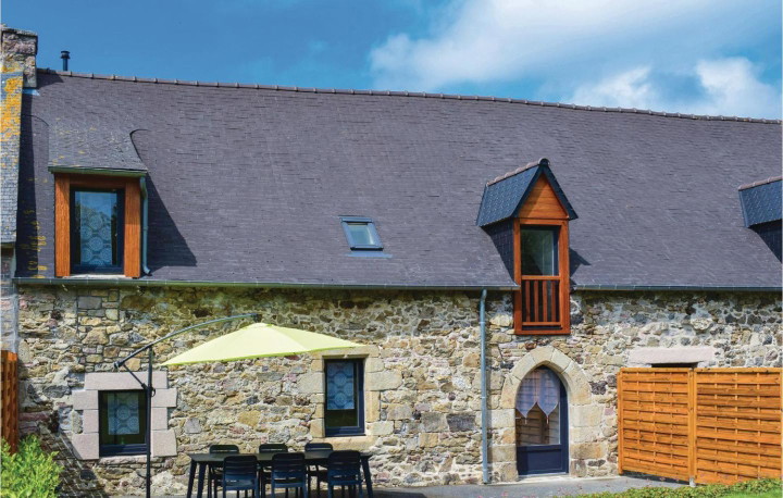 Pet Friendly Home In Saint Alban With Wifi - Bretagne