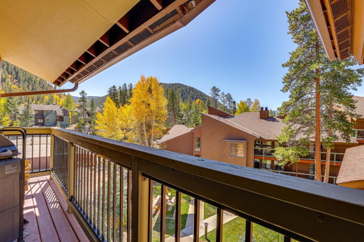 Ski Shuttle & Mountain Views: Keystone Resort Home - Keystone, CO
