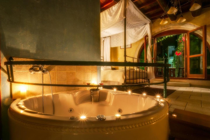 Ifigenia Trad.rooms In Oldtown By.marios - Kreta