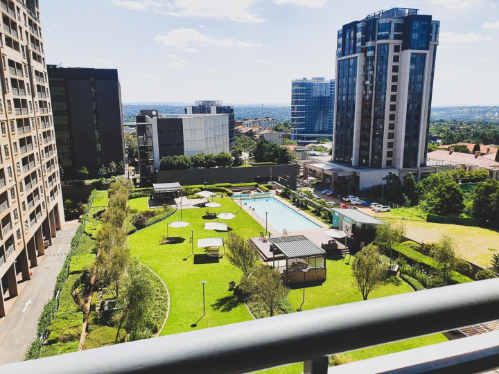Westpoint Sandton View Apartment - Sandton