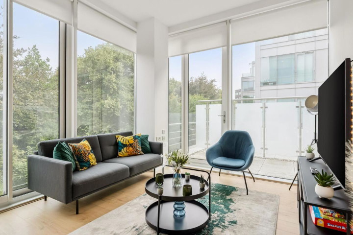 Luxury Apartment With Parking, Cinema & Game Room And Gym - Brentford