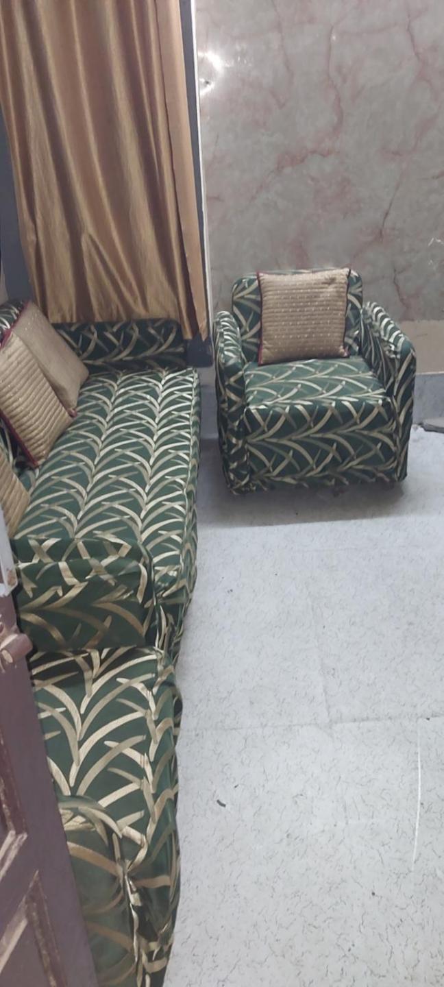 Shri Bankey Bihari Yatri Niwas Homestay L Pandit Rambabu Gautam Ji Dharmshala तीर्थपुरोहित श्री धाम वृन्दावन L 3 Minute Walking To Bankey Bihari Temple L Ac And Non Ac Room Available - Vrindavan
