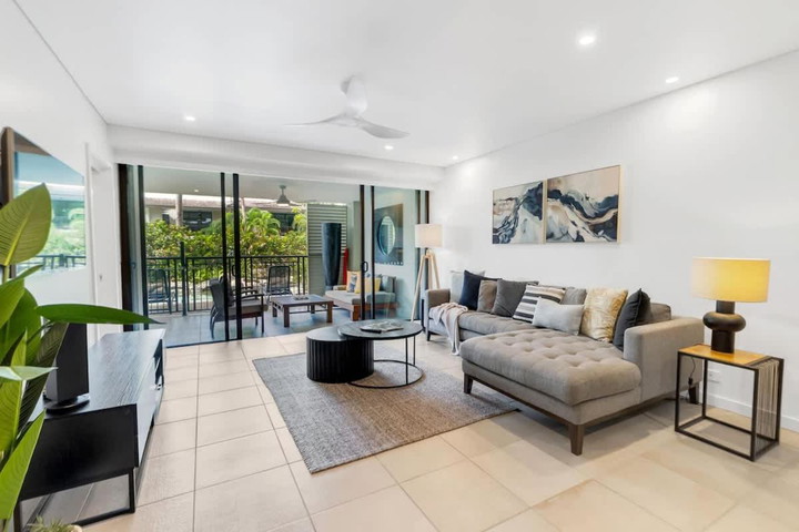 Resort-style Swim Out - A True Tropical Oasis - Port Douglas