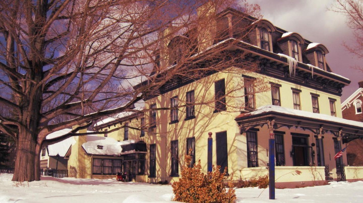 Allegheny Street Bed & Breakfast - Altoona, PA