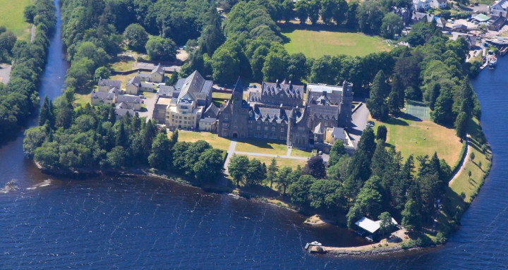 The Highland Club - Fort Augustus