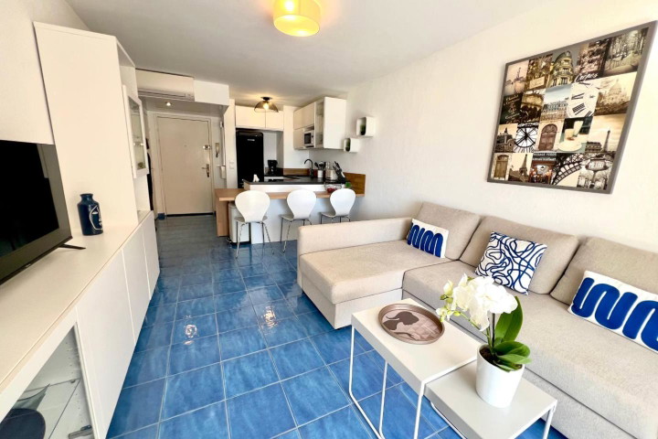 Golfe Juan - 4 People - Sea View - Swimming Pool - Garage - Vallauris