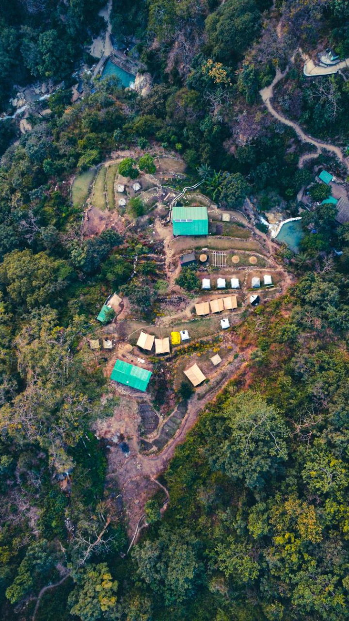 Neerville Waterfall Glamping- Neer Waterfall - Rajasthan