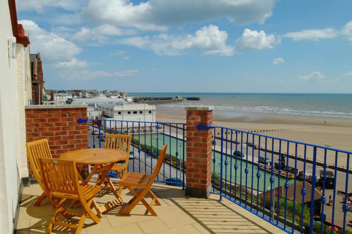 The Royal Court Apartments - Bridlington