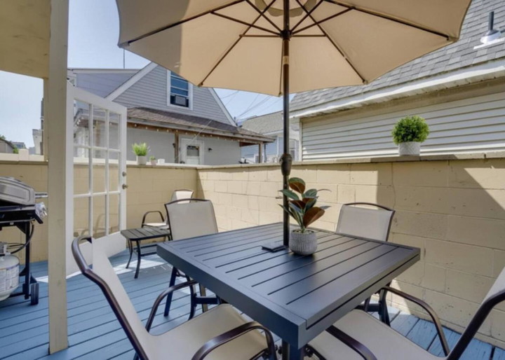 Seaside Vacation Home 2br 2ba Private Grill - Toms River, NJ