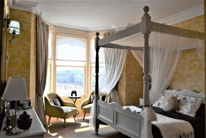 The View Guest House - Llandudno