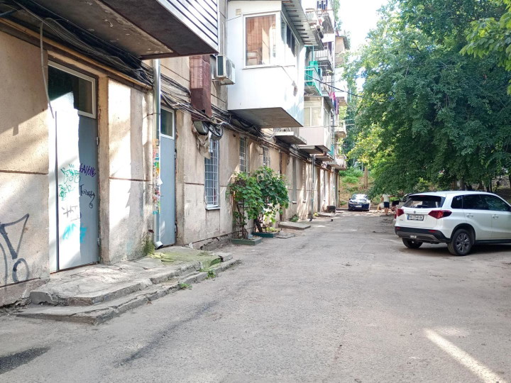 Уютная квартира на Артура Савельева - Odesa