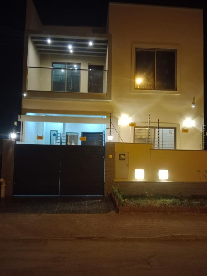 Malik House Bahria Town Karachi, Ali Block - Karāchi