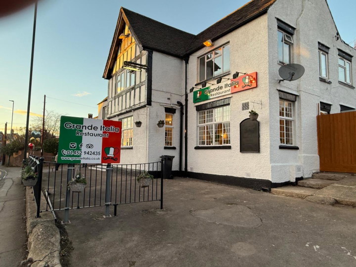 Grande Italia Rooms Comfort Italian Hospitality 1 - Stroud