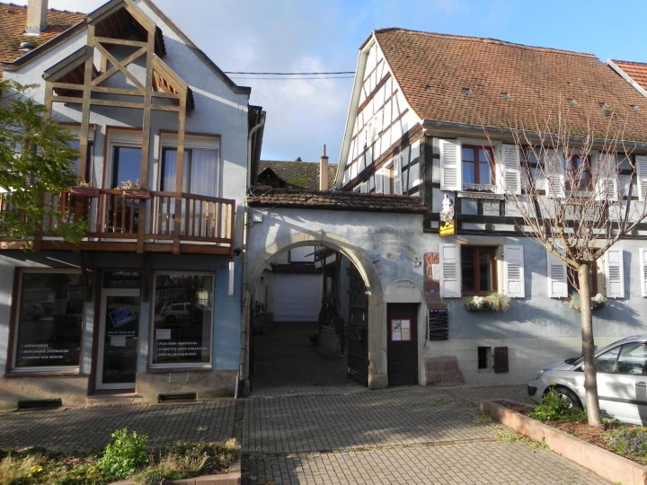 Nid De Cigognes - Obernai