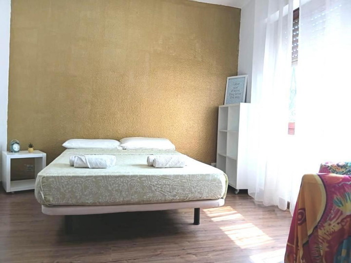 Chez Moi White Room - Alicante