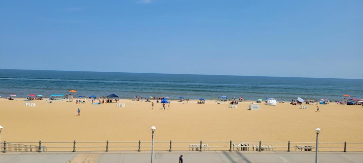 Beach Luxury Oceanfront - Chesapeake Bay